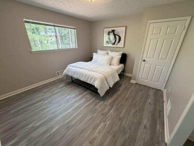 New Listing! Don't Miss Out Live in Jonesboro in