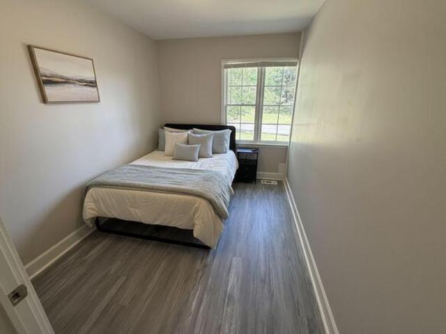 NEW Listing: Live in Ellenwood in this beautiful PadSplit. Don't Miss Out!