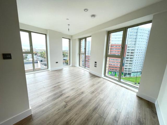 NEW Luxury Apartment, Be the first to move in