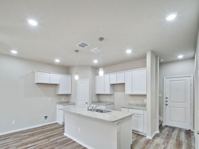 New Luxury homes! Call Now! 3 Bedroom Home for Rent at 9193 Dietz Elkhorn Rd, Boerne, TX 78015