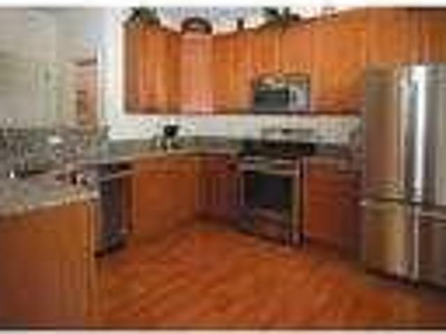 New luxurious Townhome Rentals!