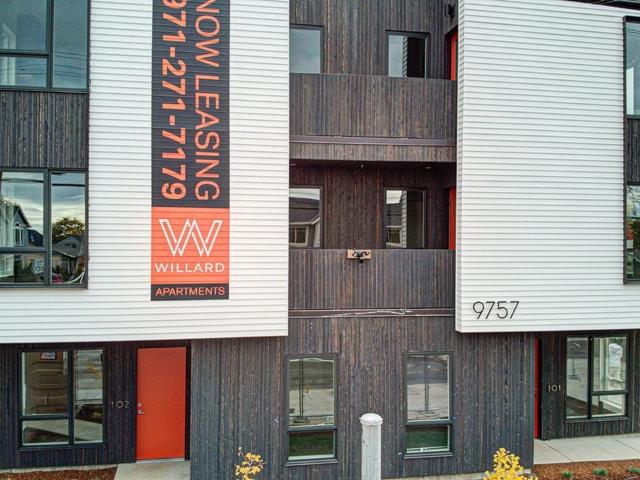 New Modern luxury living on the eastside 2 Bedroom Apartment for Rent at 9757 Se Holgate Blvd, Portland, OR 97266 Lents