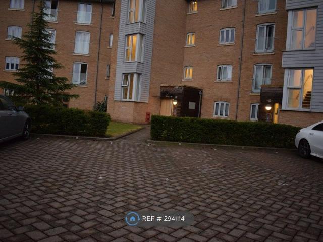New Mossford Way, Barkingside, Ilford IG6, 2 bed flat to rent, £1,825 pcm | PrimeLocation