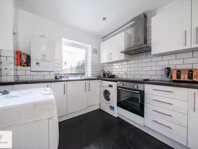 Cozy Maisonette to rent in Tiber Gardens, Kings Cross, London N1