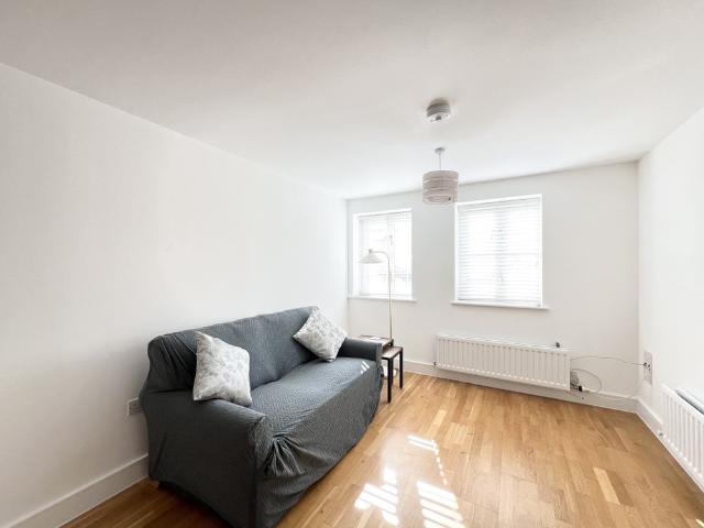 New Marchants Passage, Bath