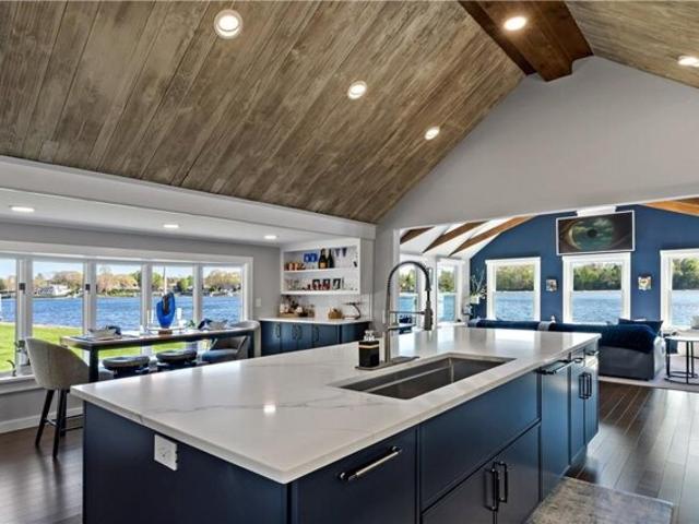 New Meadow Rd, Barrington, Home For Sale