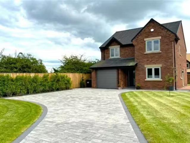 Charming Mereside Close Plot 8, Maw Green, 4 bedroom, Detached