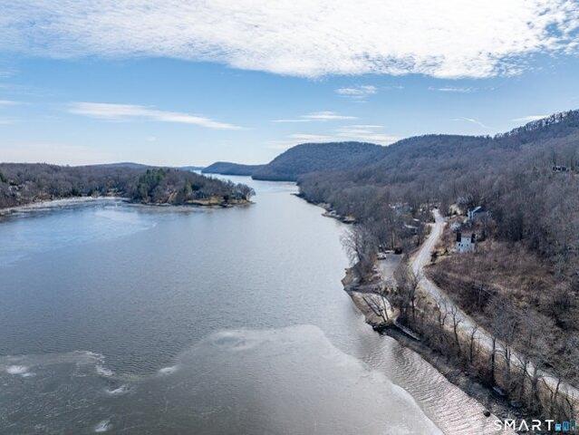 New Milford CT 06776 102318123
