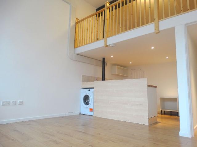 New Mills, Braintree CM7, 1 bed flat to rent, £1,050 pcm | PrimeLocation