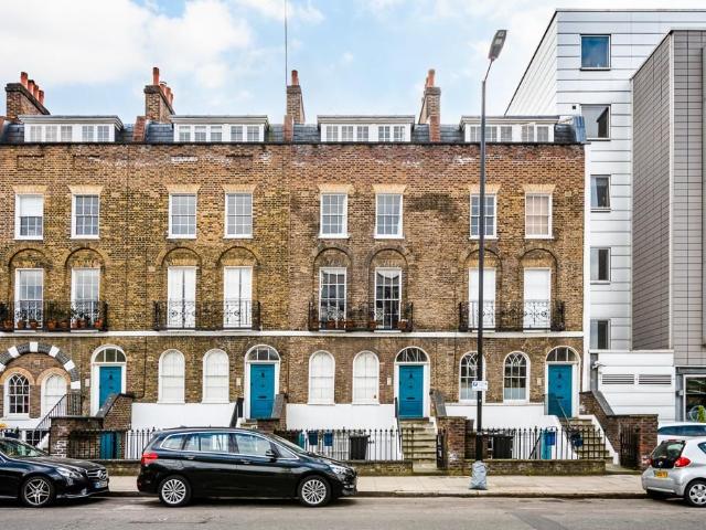New North Road, Hoxton N1, 2 bed flat to rent, £2,622 pcm | PrimeLocation