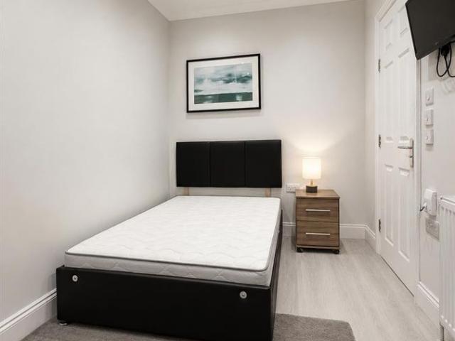 New North Road, Ilford IG6, Room to rent, £995 pcm | PrimeLocation