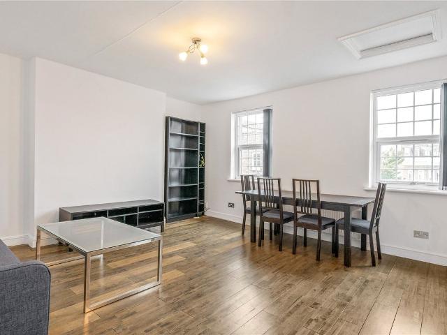 New North Road, Islington, London N1, 2 bed flat to rent, £2,900 pcm | PrimeLocation