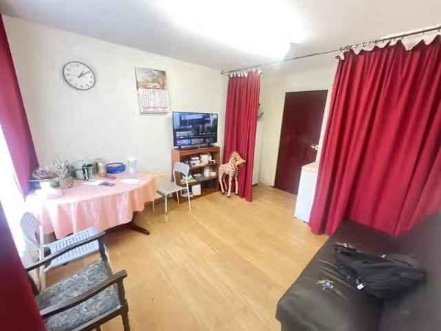 New Southwood Road, DUNSTABLE