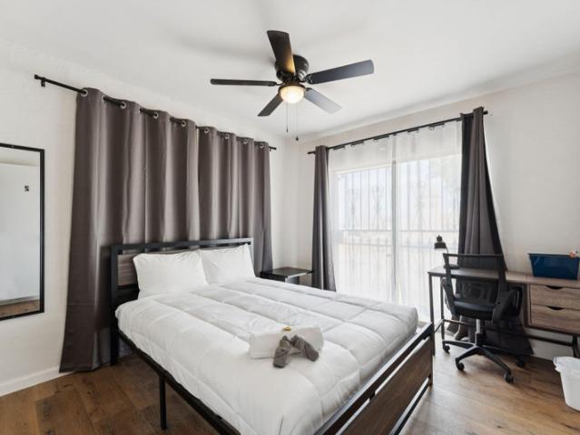 NEW* South Mountain home | Stylish Rooms + Prime