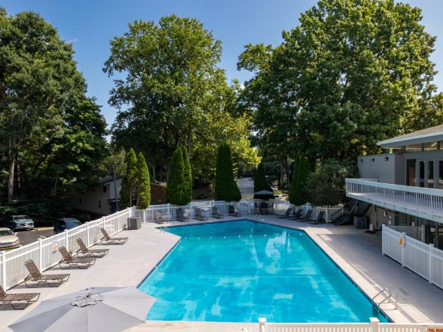 New Salem Village 3 Bedroom Apartment for Rent at 1520 Woods Rd, Winston Salem, NC 27106 Windsor Estates