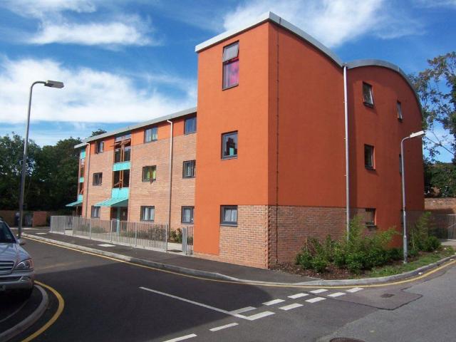New Square, Slough SL1, 1 bed flat to rent, £1,000 pcm | PrimeLocation