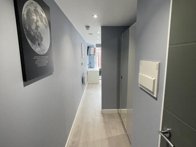 New Studio all bills Inc In City Centre