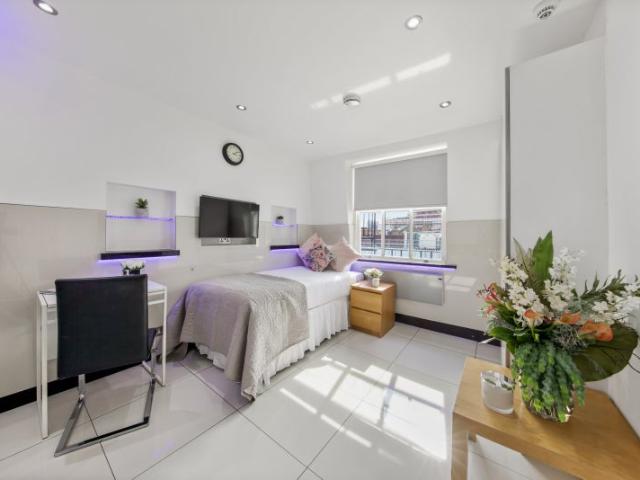 New Studio Flat Available