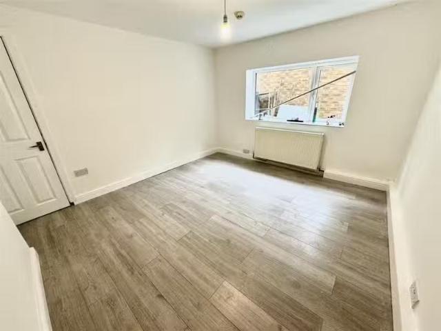 New Studio flat for rent in Ashley Road, Parkstone, Poole, BH14