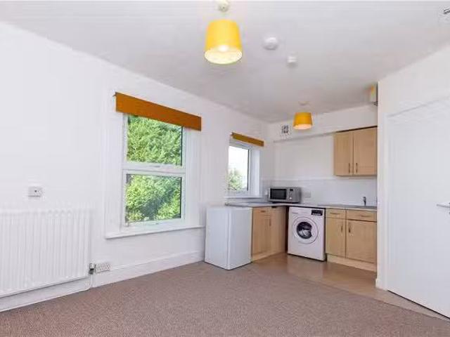 Unique Studio to rent in Bullingdon Road, Oxford OX4