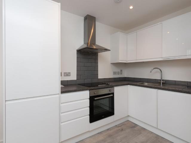 New Street, Basingstoke RG21, 1 bed flat to rent, £1,050 pcm | PrimeLocation