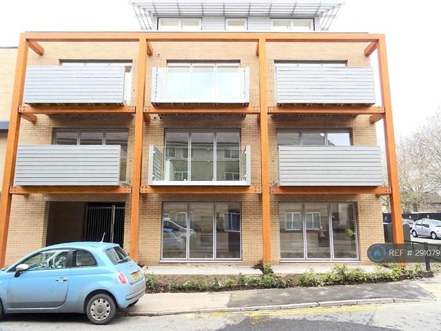New Street, Cambridge, CB1 1 bed flat to rent £1,425 pcm £329 pw