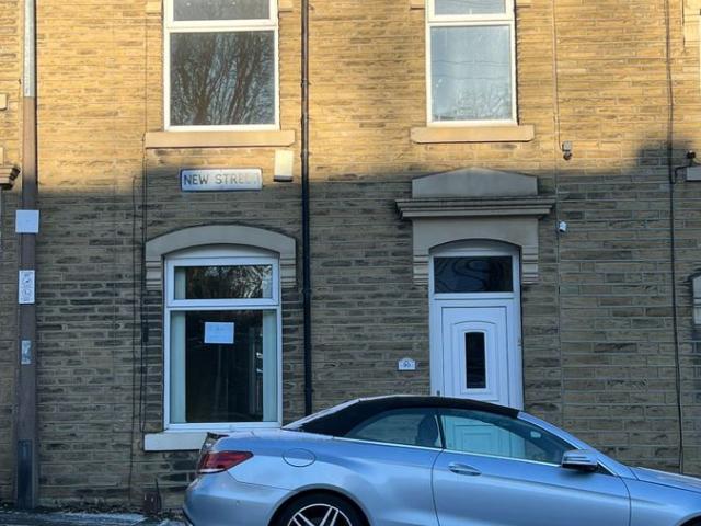 New Street, Huddersfield HD1, 3 bed terraced house to rent, £850 pcm | PrimeLocation