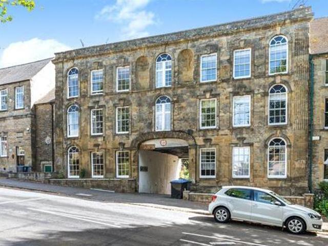 New Street, Kings Head Court, Chipping Norton, 2 Bedroom Apartment