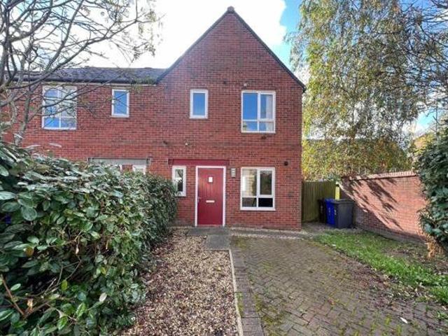 New Street, Stoke on trent, 3 Bedroom House