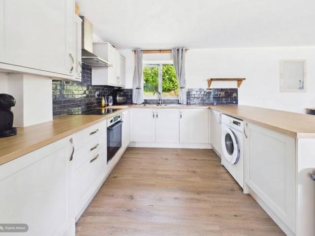 New Portreath Road, Redruth, TR16 4QL