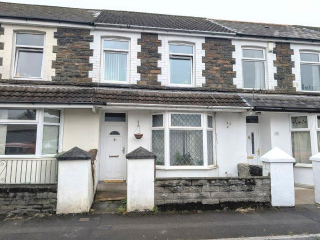 New Park Terrace, Pontypridd CF37, 3 bed terraced house to rent, £1,050 pcm | PrimeLocation