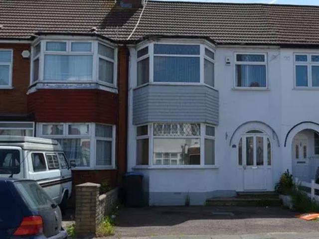 New Park Avenue, London, N13 5NH, United Kingdom | 3 bed house for rent #167786220 | Rentberry