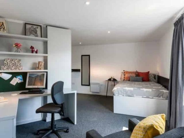 New Park, Edinburgh Student Accommodation | Amber