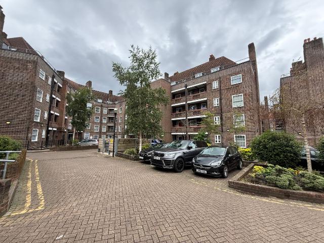 New Park Road, London SW2, 2 bed flat to rent, £2,300 pcm | PrimeLocation