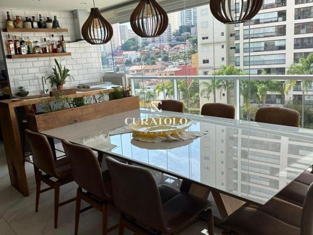 New Parker Oportunidade para seu novo e belíssimo lar na Aclimação! Com 114 m², 2 suítes, sala amp