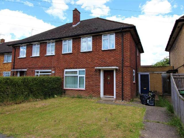 New Peachey Lane, Uxbridge UB8, 4 bed shared accommodation to rent, £2,368 pcm | PrimeLocation