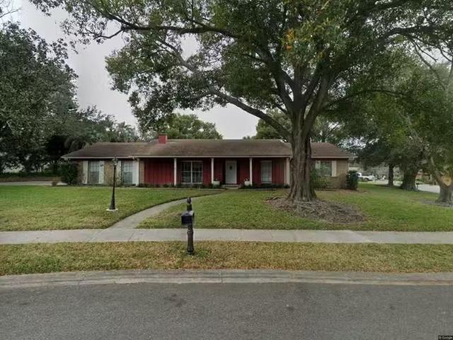 New Pictures. This charming 4 bedroom in Altamonte Springs 64.