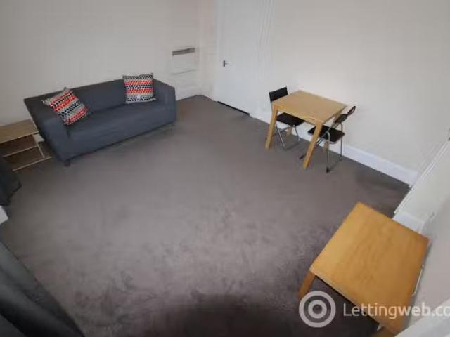Unique Property to rent in 57 Bedford Place GFR