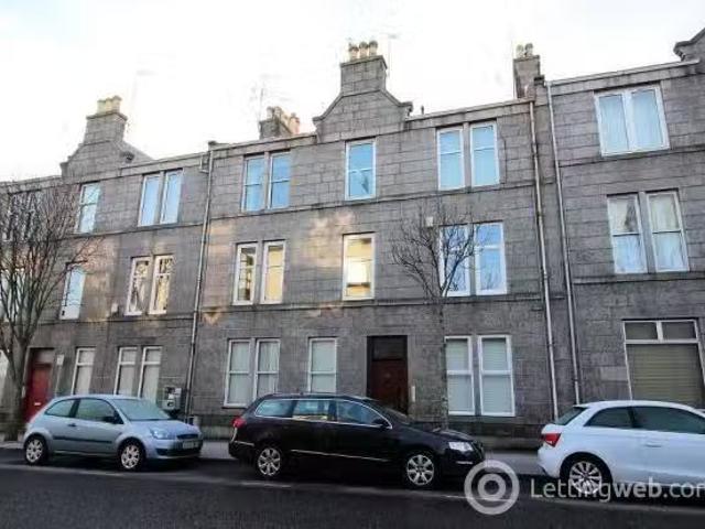 Charming Property to rent in 89 Willowbank Road TFR