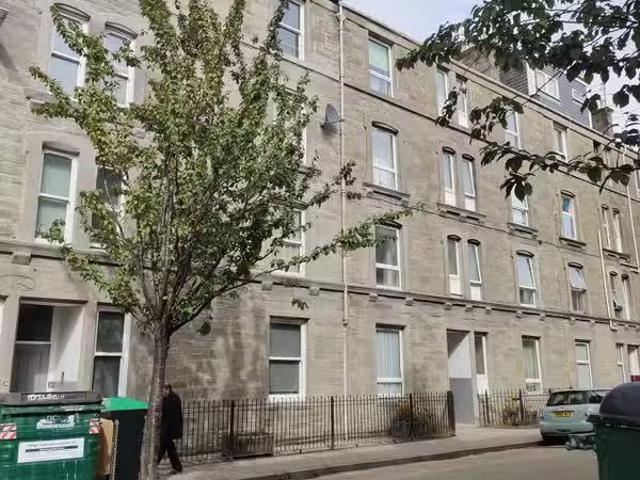 Just in! Property to rent in 1/1, 22 Park Avenue, Dundee, DD4.