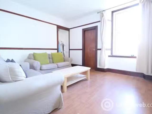 Cheap Property to rent in Union Grove, First Floor Right, AB10