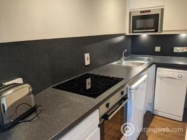 Unique Property to rent in Whitehall Place, City Centre, Aberd.