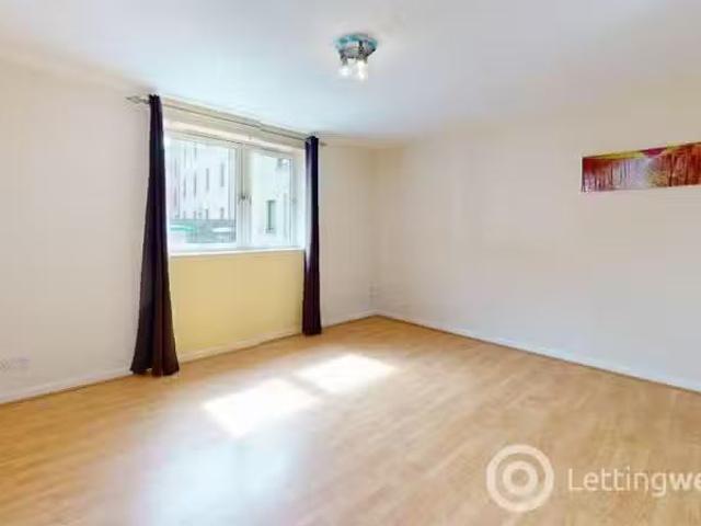 Just in! Property to rent in Back Hilton Road, Hilton, Aberdee.