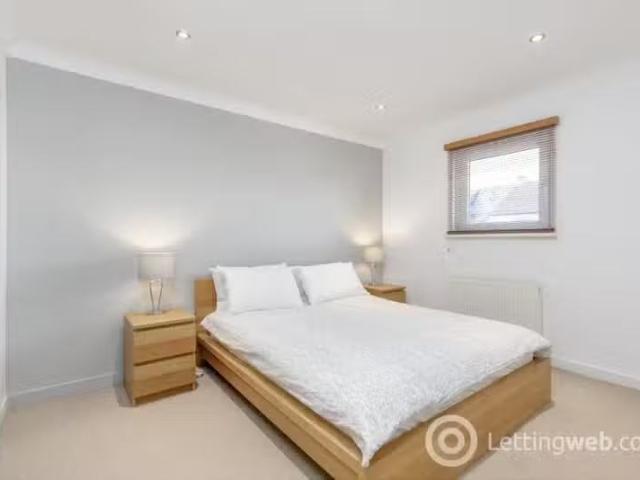 Cheap Property to rent in Bonaly Rise, Colinton, Edinburgh, EH.