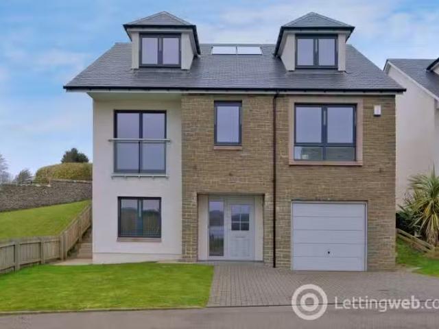 Unique Property to rent in Broomhill Crescent, Stonehaven, Abe.