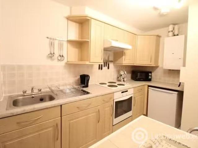 Cheap Property to rent in Fonthill Avenue, Ground Floor, AB11