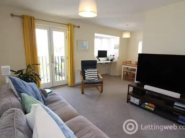 Charming Property to rent in Kings Meadow, Prestonfield, Edinb.