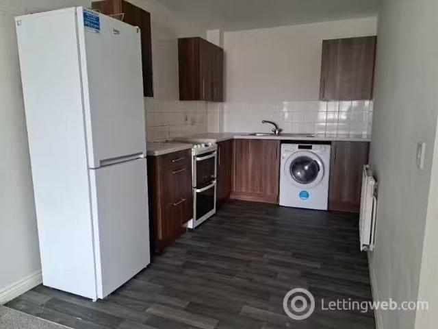 Deal! Property to rent in Mackinnon Crescent, Kirkliston