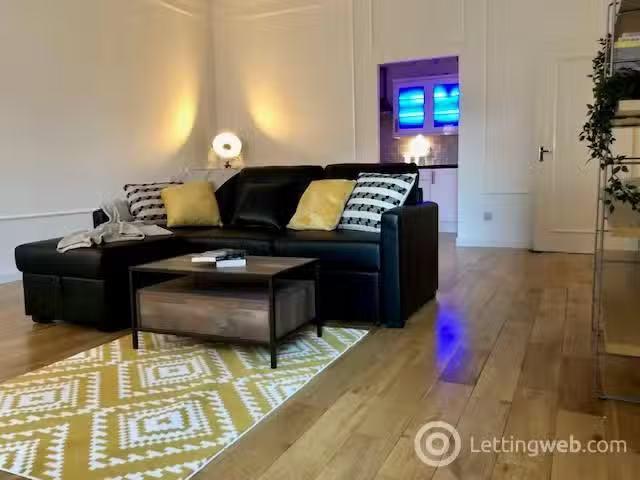 Nice Property to rent in Miller Street, Canada Court, Merchant.