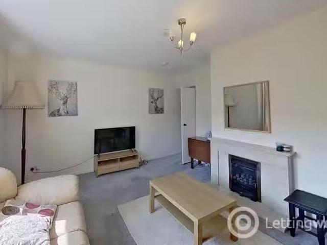 Unique Property to rent in Rankin Drive, Edinburgh, EH9